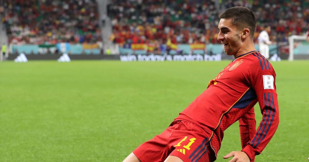 Tiểu Sử Ferran Torres Và Sự Nghiệp Câu Lạc Bộ Của Ferran Torres